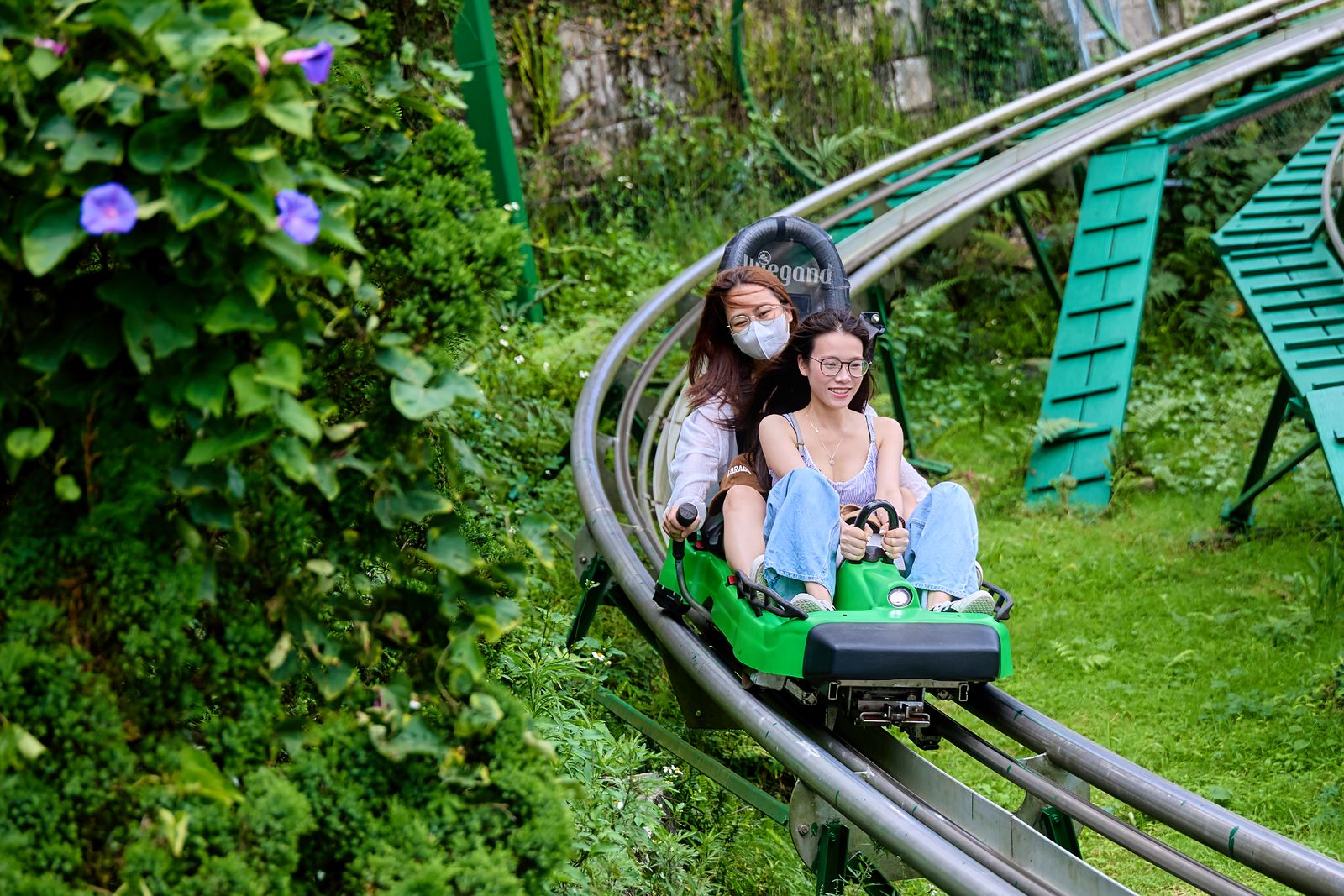Vé Máng trượt Alpine Coaster Bà Nà Hills